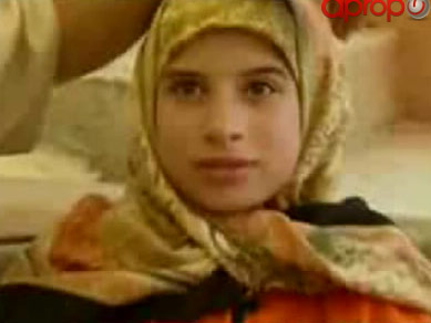 Hasnah, fetita care plange cristale