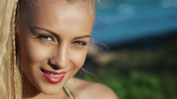 Lora se transformă într-o "fiară"