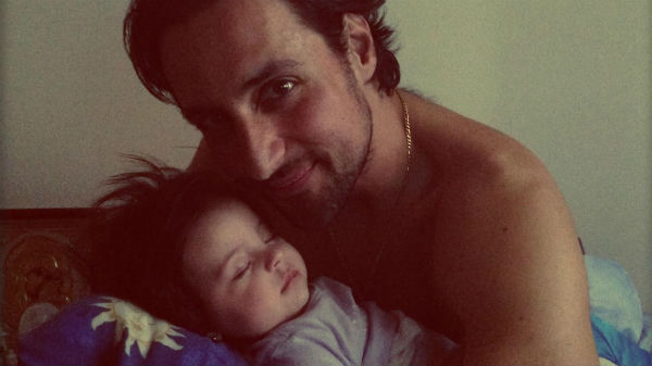 Fetiţa “bebeluşei” Cristina şi a lui Denis Şerban are deja 6 luni