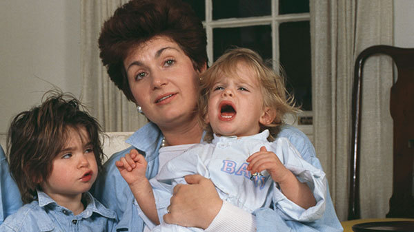 Recunoşti vedeta din imagine? Vezi cum arată acum!