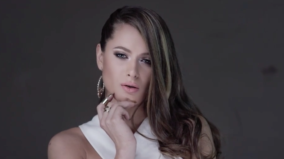 Raluka lansează cel mai senzual videoclip din cariera solo