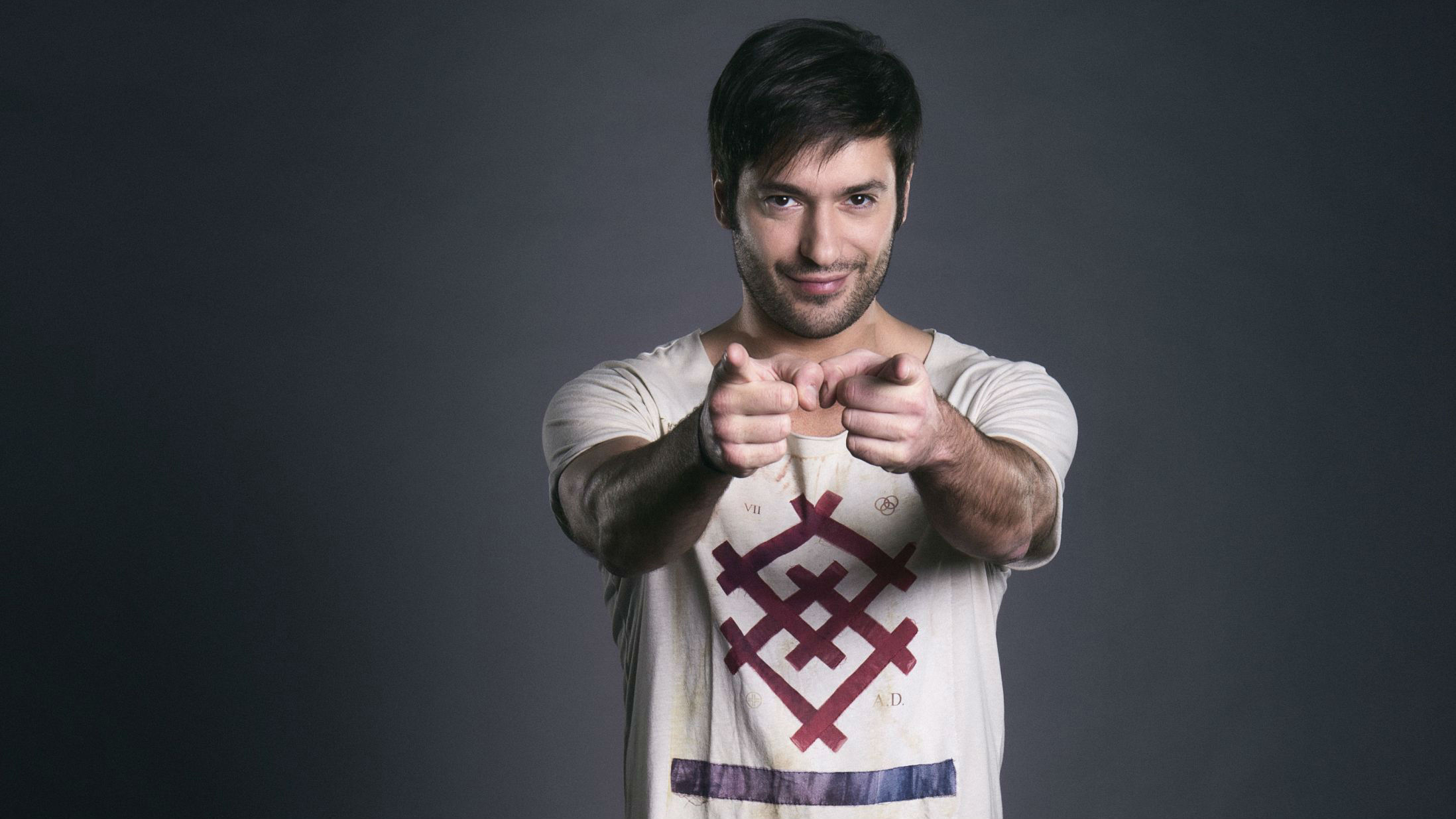 Radu Vâlcan prezintă “Temptation Island – Insula iubirii” la Antena 1