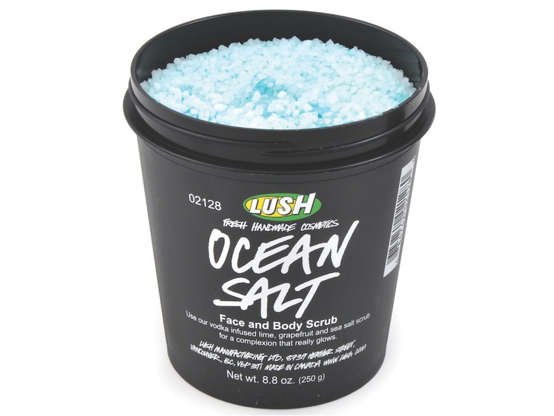 De ce este apa oceanelor sărată