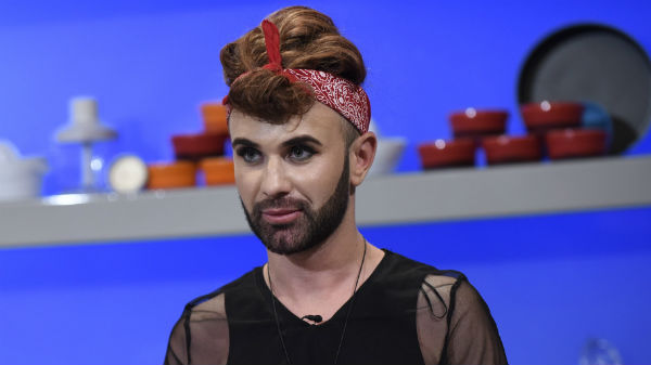 Conchita de România îşi face apariţia la ,,Chefi la cuţite” - FOTO