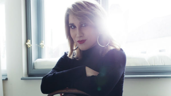 ADDA lansează piesa „Desculţă”