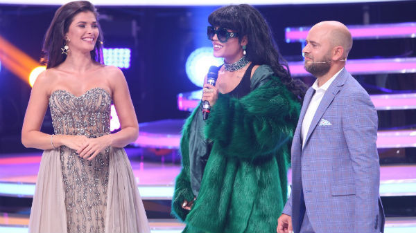 Barbara, de la Mandinga, a rămas fără voce. Starea cântăreţei