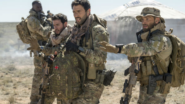 Dragoş Bucur şi Roxana Ciuhulescu, ambasadorii noului serial AXN „Cei ...