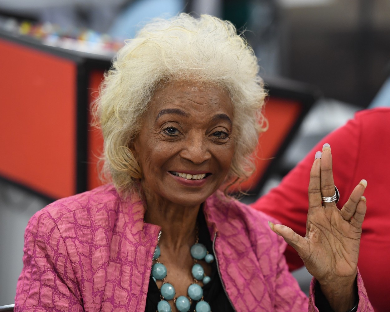 Nichelle Nichols, Uhura din seria originală „Star Trek”, a murit la 89 ...